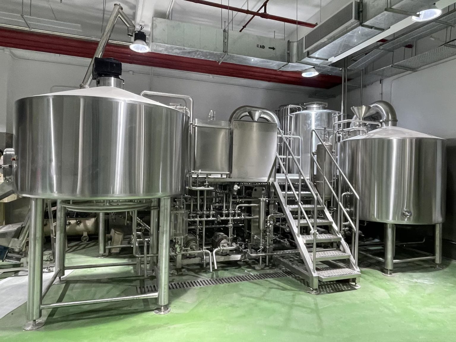 The Ultimate Guide to Stainless Steel Wine Making Tanks - SKE Equipment